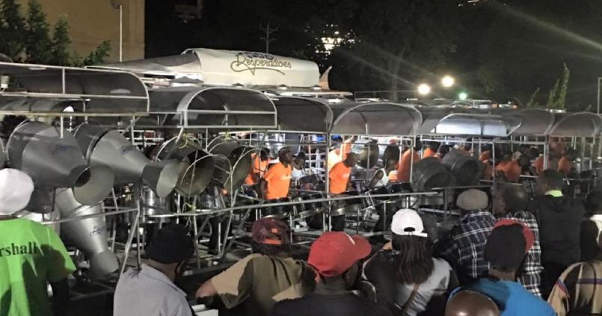 Despers lead big bands into Pan semis - Loop News