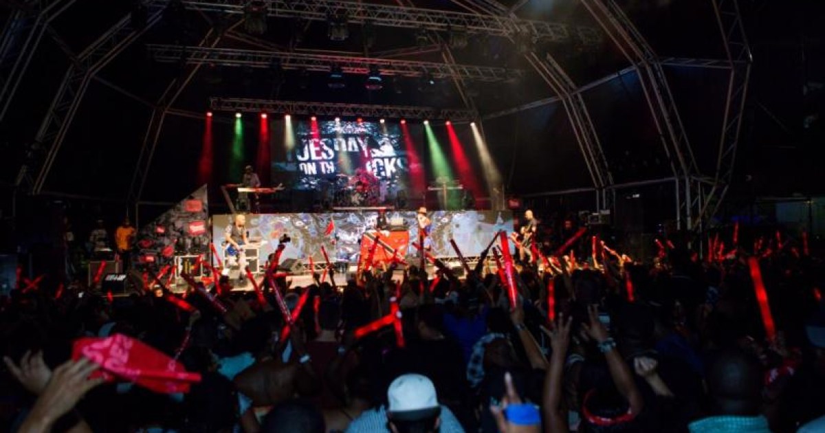 Special needs persons have a blast at Tuesday on the Rocks - Loop News