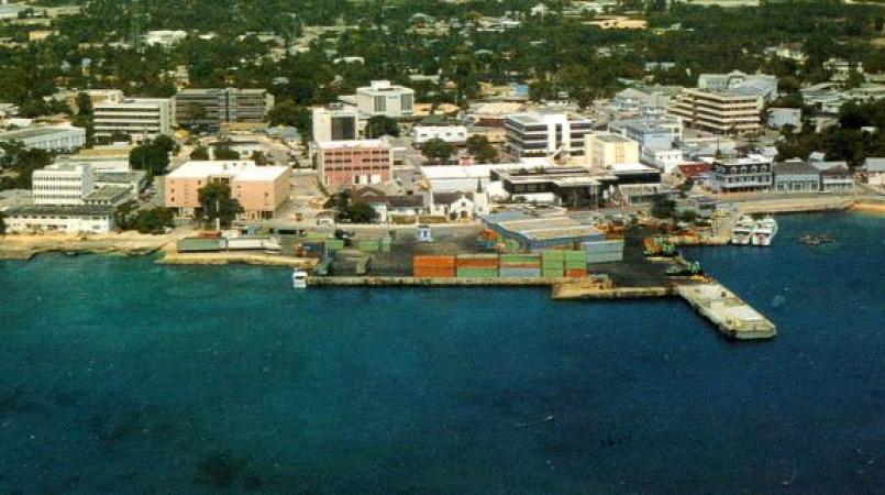 Loop Flight Info:Tuesday Arrivals Owen Roberts International - Loop News