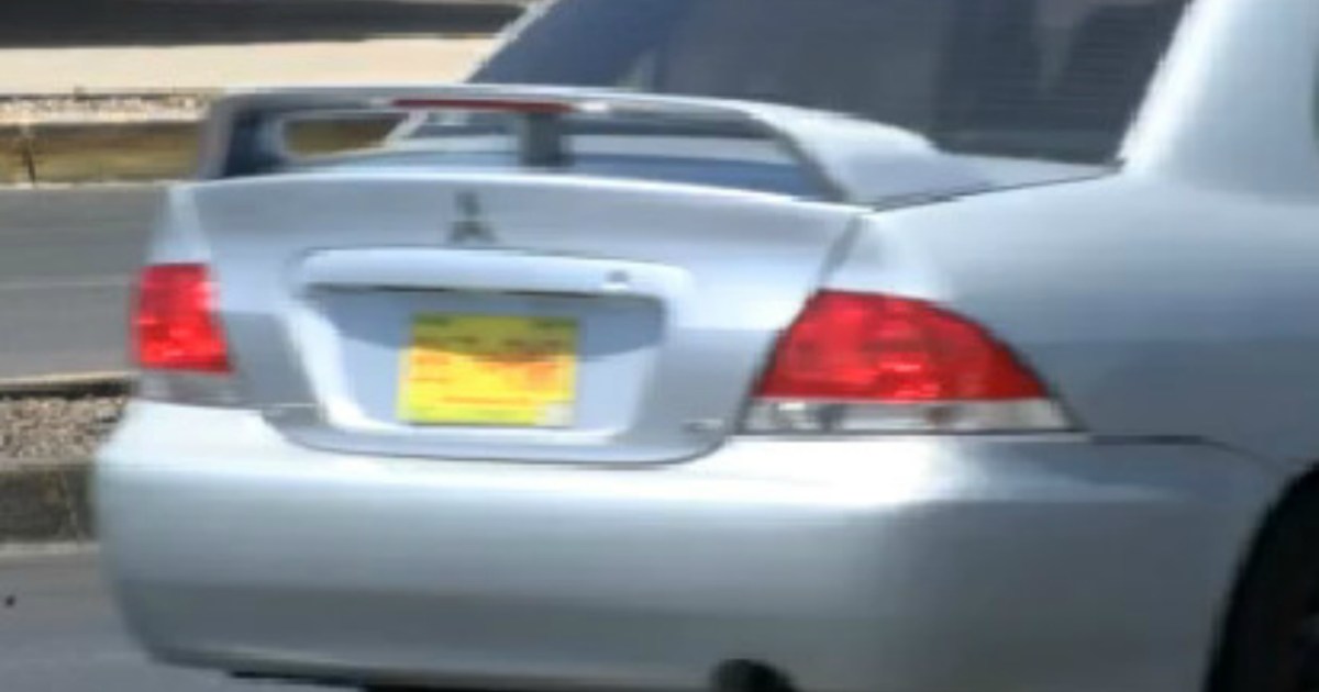 Loop Traffic Report - Faded license plates are against the law - Loop News