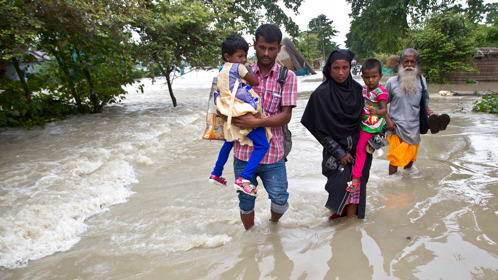 Monsoon flooding kills at least 173 across South Asia - Loop News