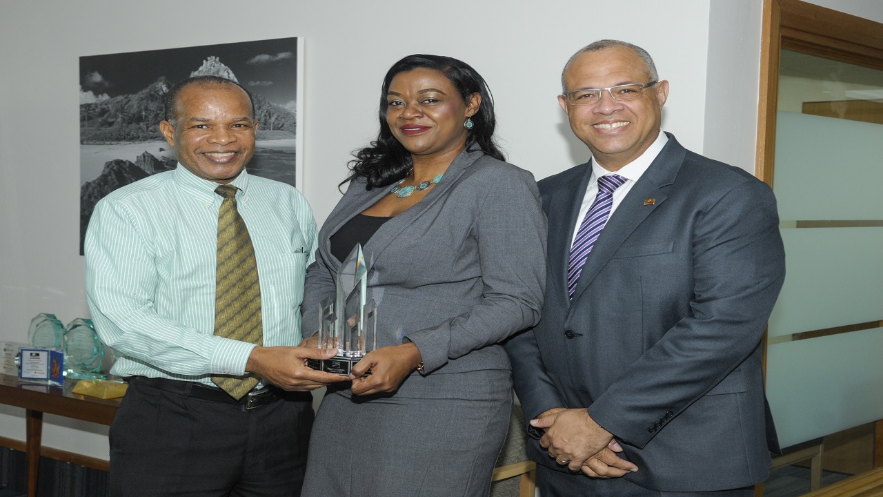 Portmore is CIBC FirstCaribbean Branch of the Year - Loop News