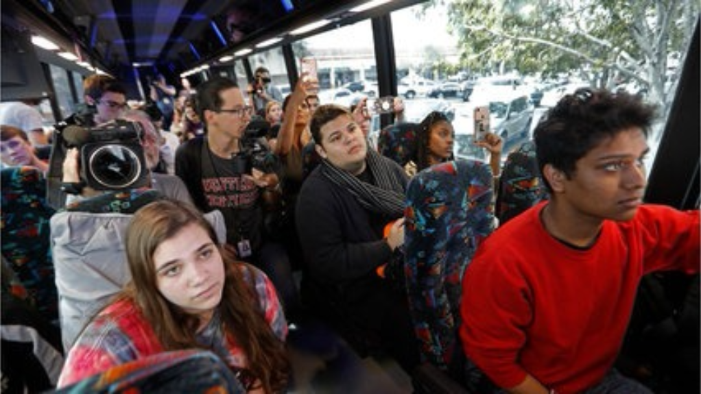 Watch: Florida shooting survivors head to state capital - Loop News