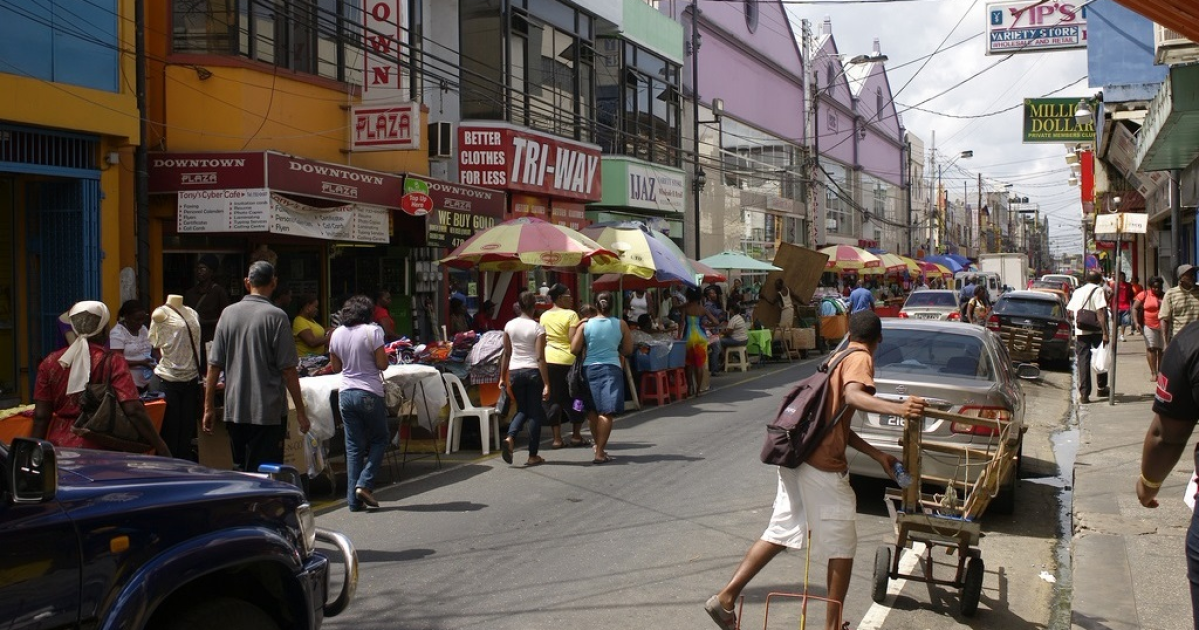 Roadside vending on Charlotte Street begins today - Loop News