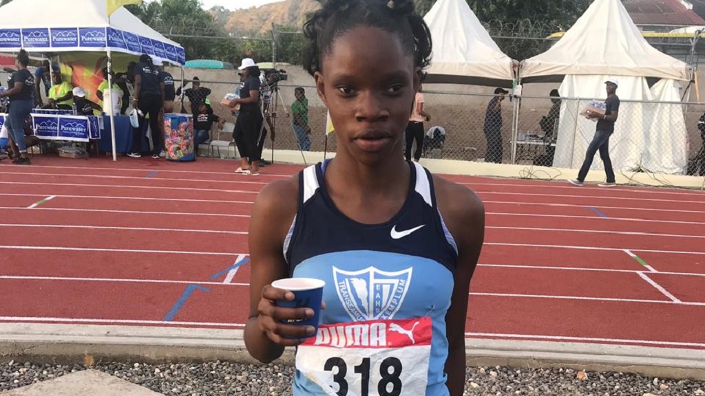 Edwin Allen's sprinter Tia Clayton shines on new JC track - Loop News