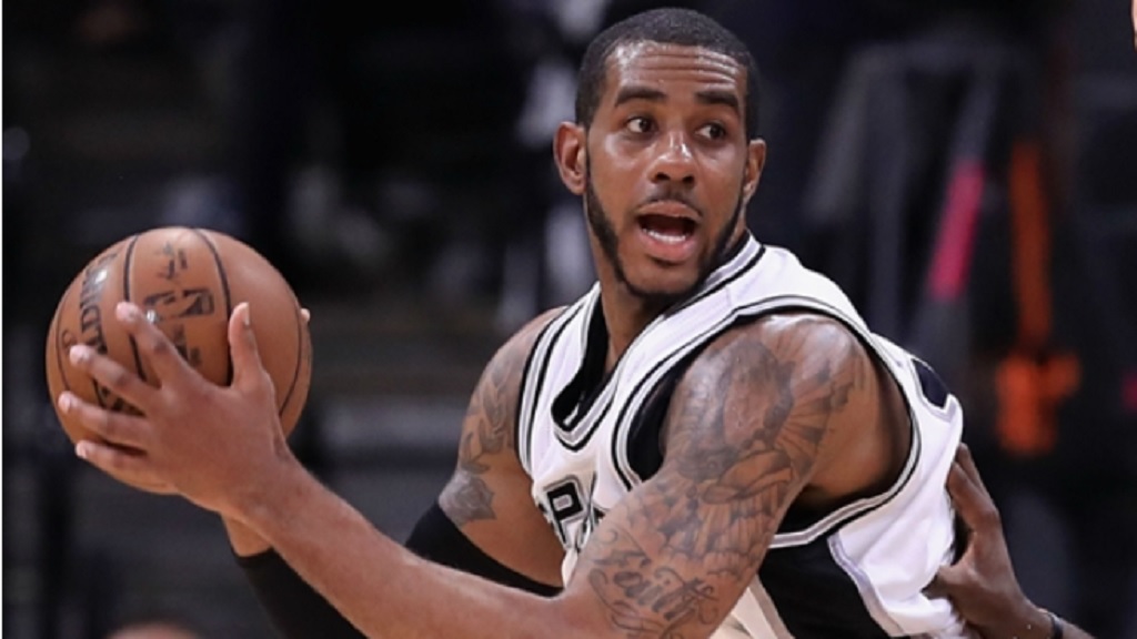 Spurs use 46-point third quarter to beat Celtics - Loop News