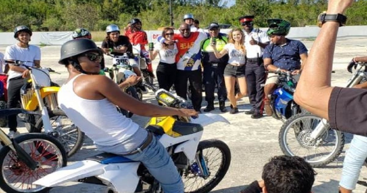 Stunt Fest Mania, Red Sky at Night & Fever Wet Fete hit Cayman - Loop News