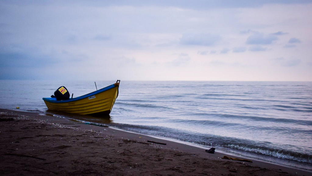 3 more boats arrive in South Trinidad, refugees flee inland - Loop News