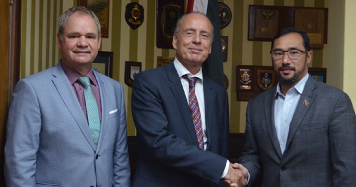 Stuart meets Netherlands Ambassador to T&T - Loop News