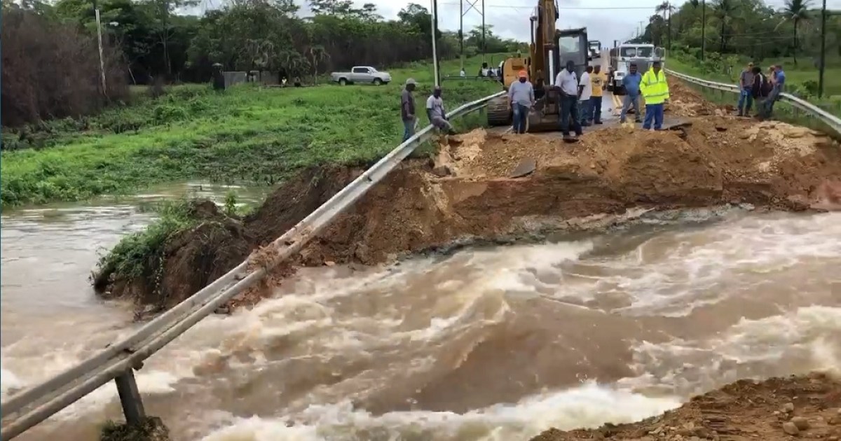 WATCH: Flooding cripples Belize - Loop News