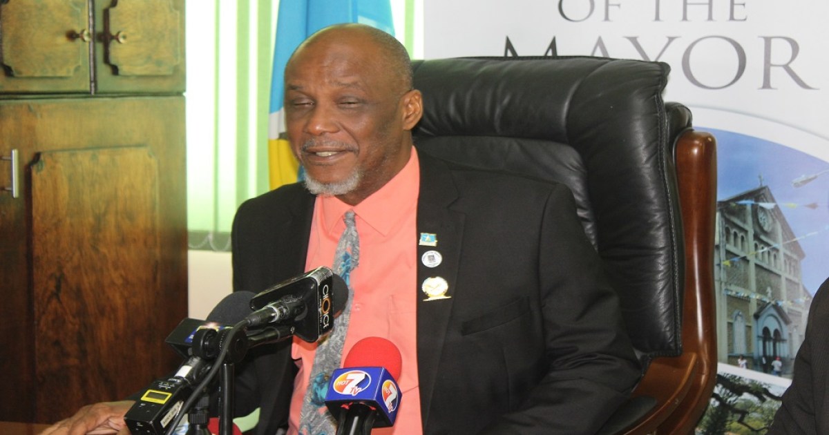 Students loitering amid COVID-19 concerns Mayor Francis - Loop News