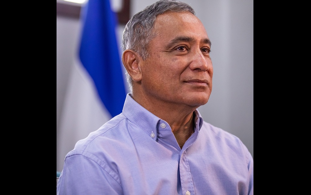 John Briceño sworn in as Belize’s new prime minister - Loop News