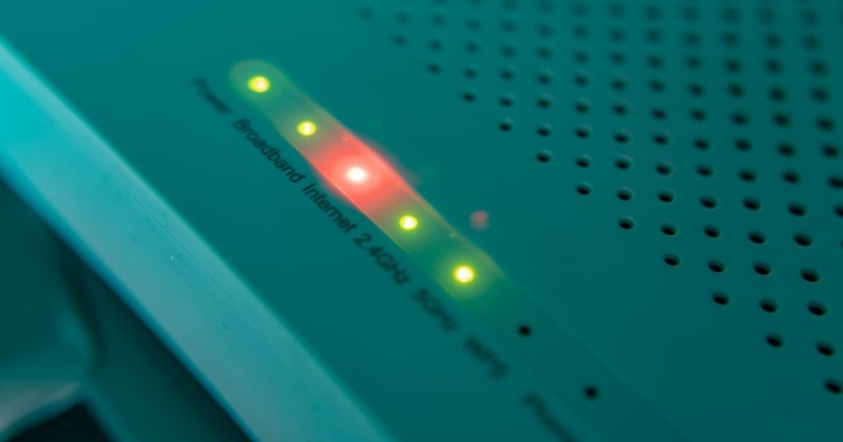 Flow, Digicel customers report regionwide internet disruptions - Loop News