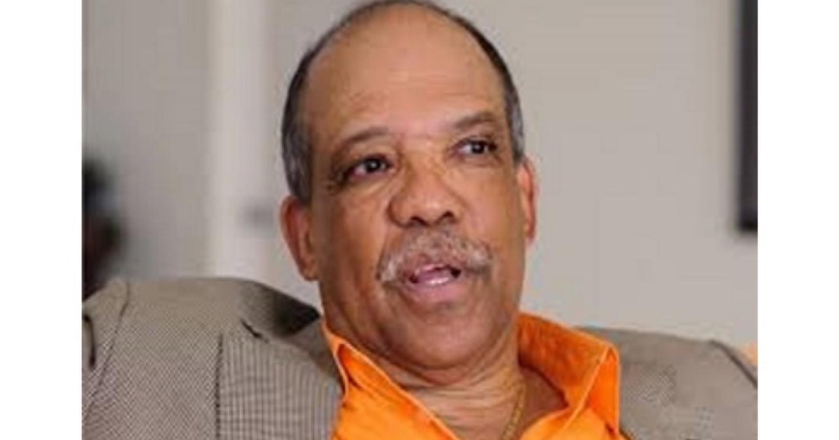 Ewart Brown says Sir Elliott Mottley will join his legal team - Loop News