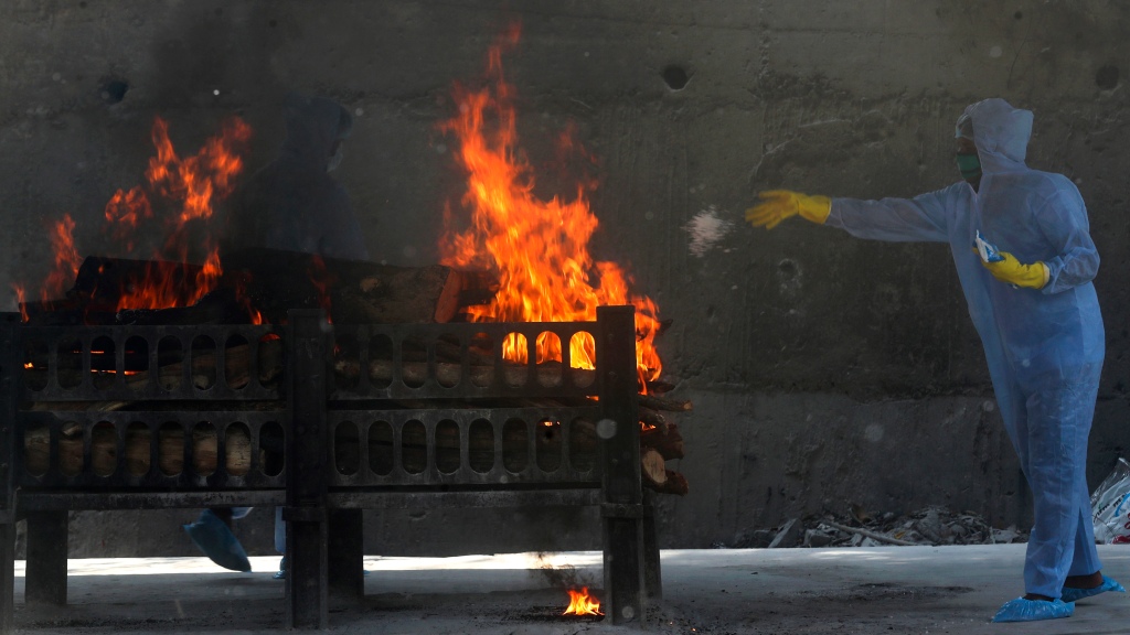 Worldwide COVID-19 death toll tops a staggering 3 million - Loop News