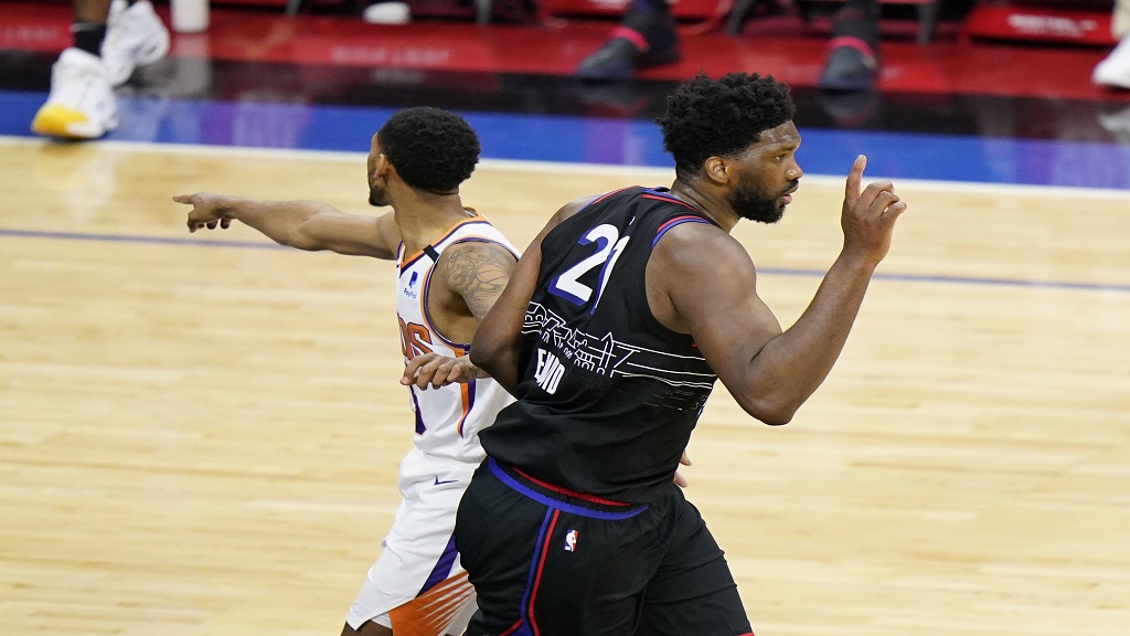 VIDEO: Embiid's near miracle as Suns edge 76ers - Loop News