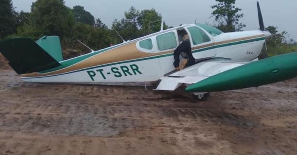Guyana:Pilot arrested after illegal landing; wrapped packages seized ...