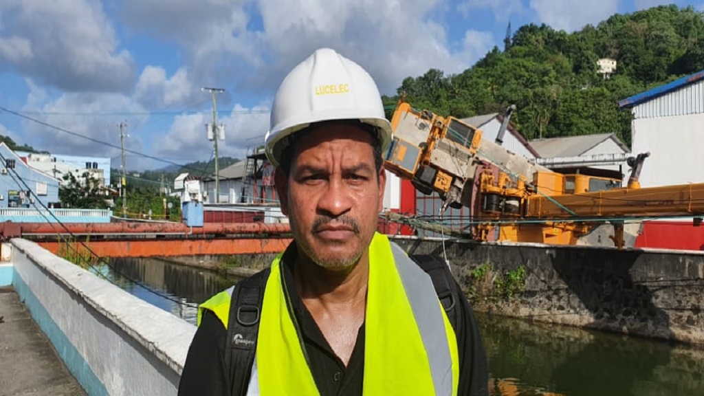 LUCELEC talks restoring power after crane accident - Loop News