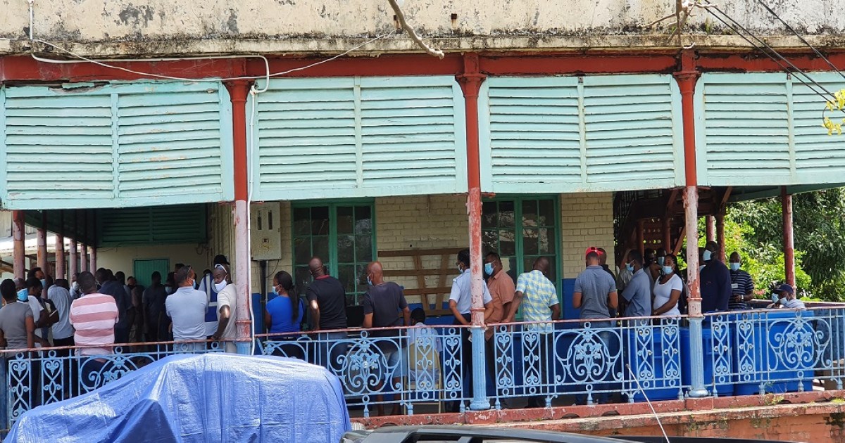 Police, Fire and BCF officers turn out in large numbers to vote - Loop News