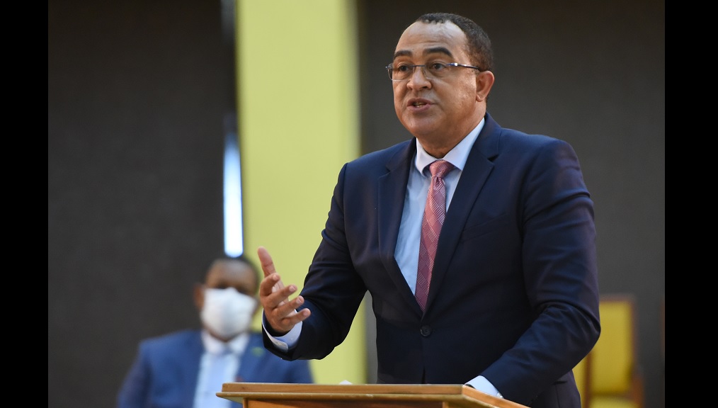 Tufton commends nurses for their service - Loop News