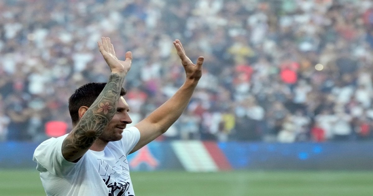 PSG fans cheer on Messi before 4-2 win; Nice rout Lille 4-0 - Loop News