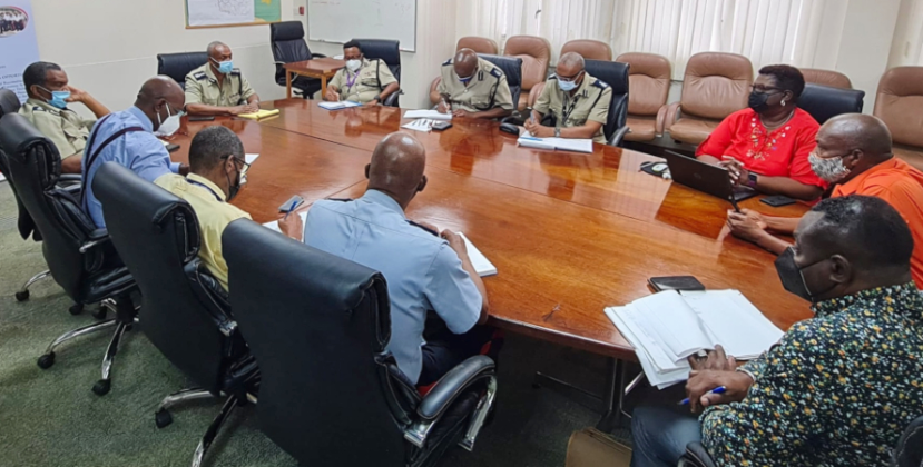 Police meet with 3 campaign managers ahead of General Elections - Loop News
