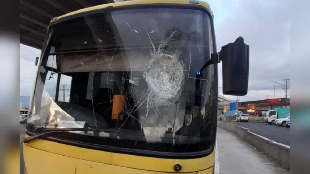 JUTC, Crime Stop offer $100K reward for information on stone throwers ...