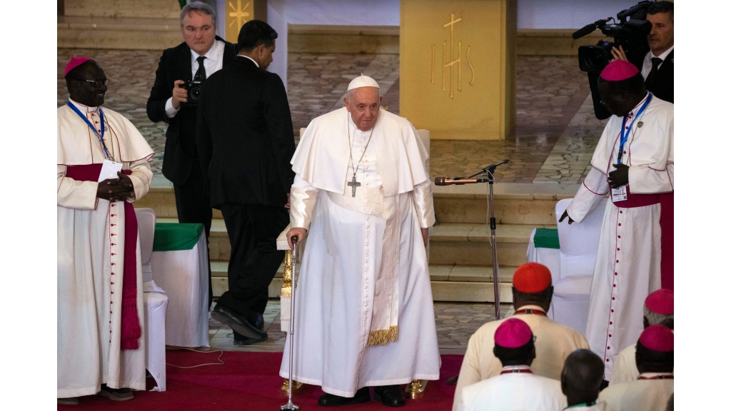 Pope encourages South Sudanese, will raise plight of women - Loop News
