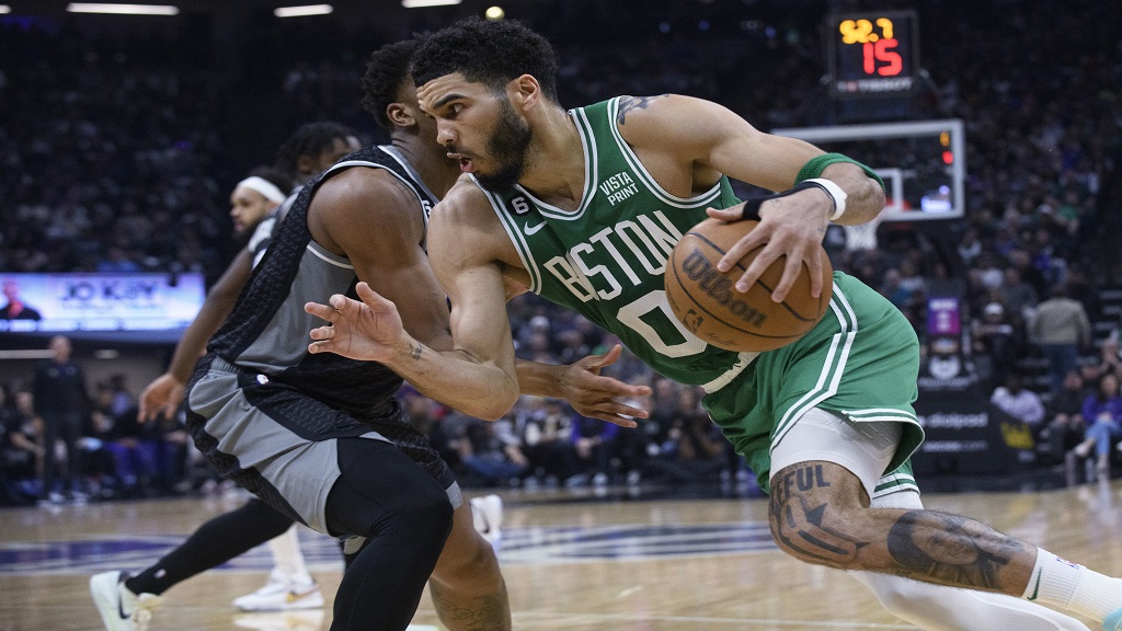 NBA: Tatum scores 36 as Celtics beat Sabonis, Kings 132-109 - Loop News