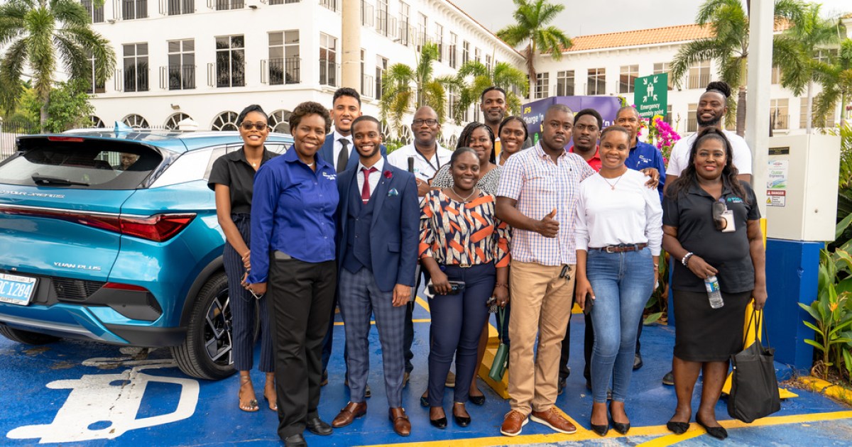 Flash Motors donates chargers to support GOJ electric vehicle trial ...