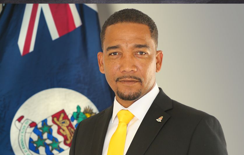 Transport Minister meets with protesting bus drivers - Loop News