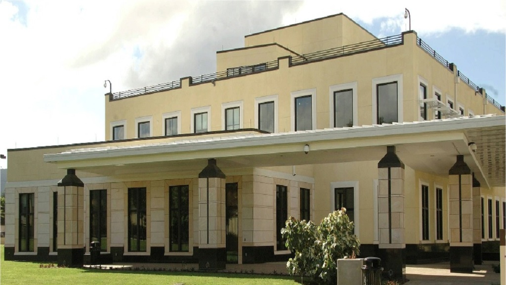 US visa wait time returns to pre-pandemic levels - Loop News