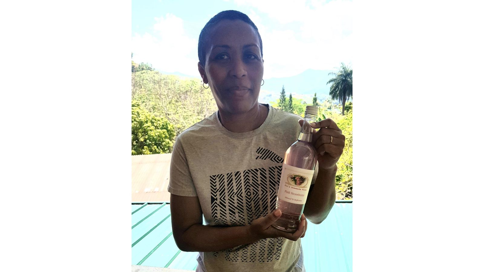 Flo's Paramin Homemade Wine - Loop News