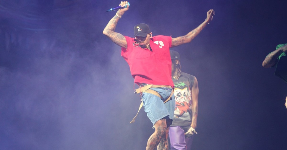 UK court orders singer Chris Brown freed on $6.7 million bail in assault case - Loop News