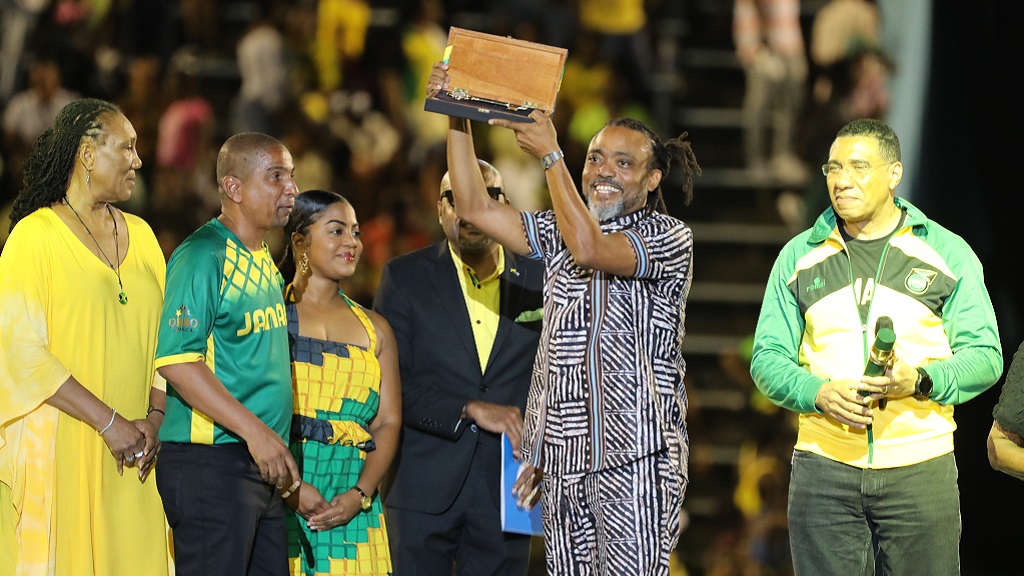 Machel Montano receives key to the city of Kingston - Loop News