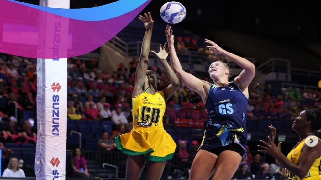 Sunshine Girls stun Australia in Fast5 World Series opener - Loop News