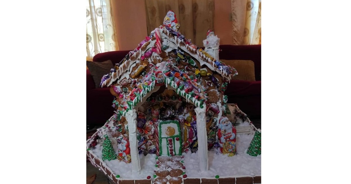 Antigua: A gingerbread masterpiece takes festive decor to new heights ...