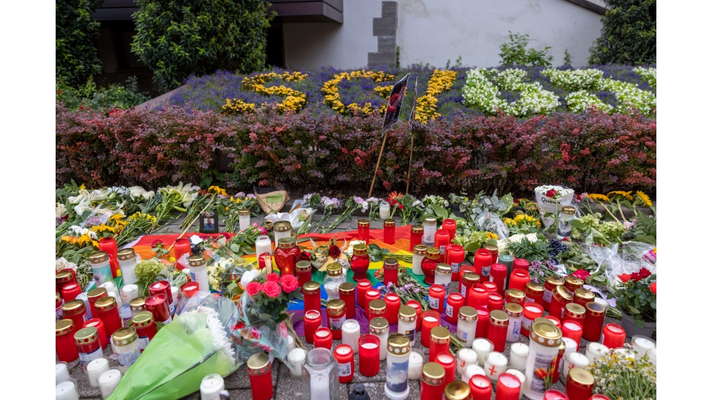 Germany: Suspect surrenders to police over Solingen knife attack - Loop ...