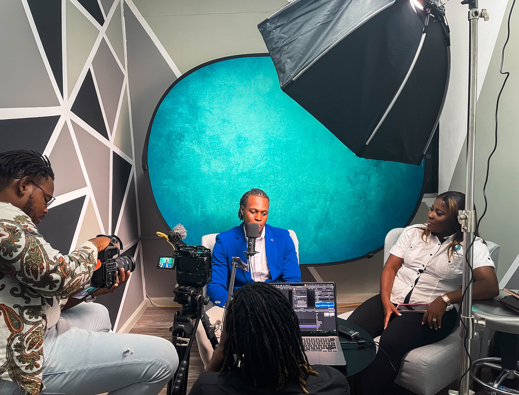 Camera Tech Source - Loop News