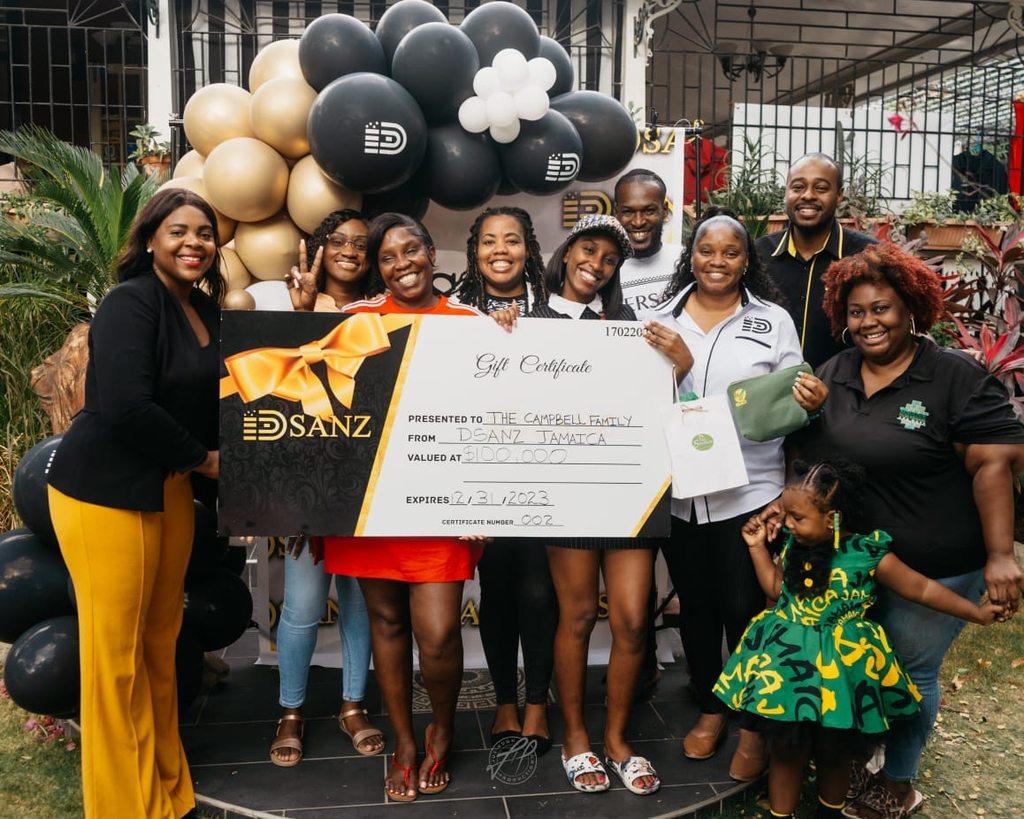 Dsanz pyjama competition - Loop News