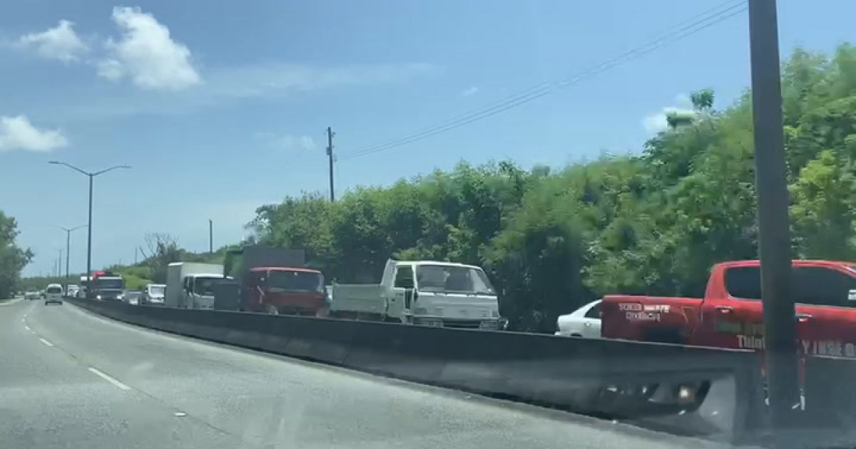 Traffic Alert: Bottle spill at Everton Weekes Roundabout - Loop News