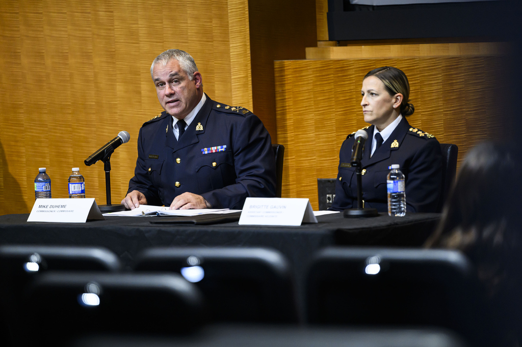 Canada and India expel each other's diplomats in escalating dispute ...