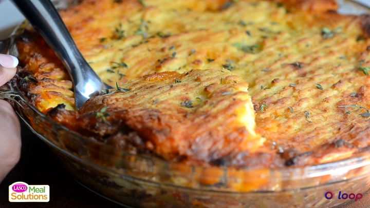 What's Cooking? Hot and Spicy Mackerel Rundown Pie! - Loop News